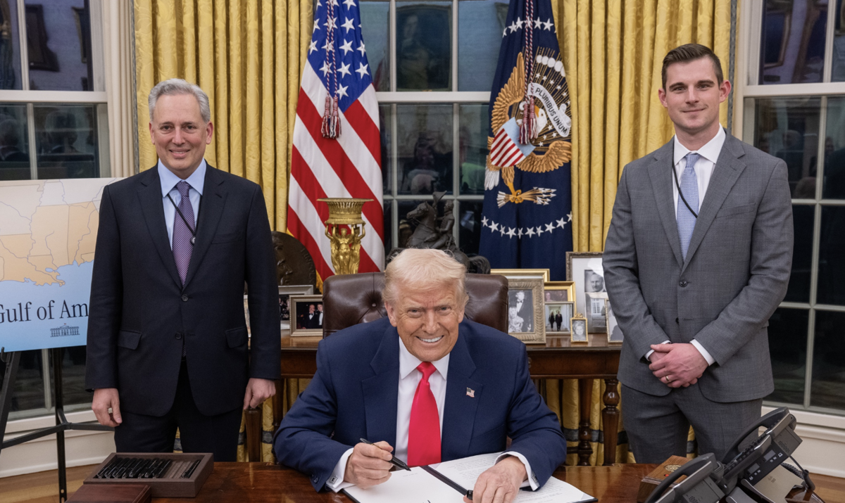 President Trump Executive Director Says U.S. Could Use Tariff Revenue ...